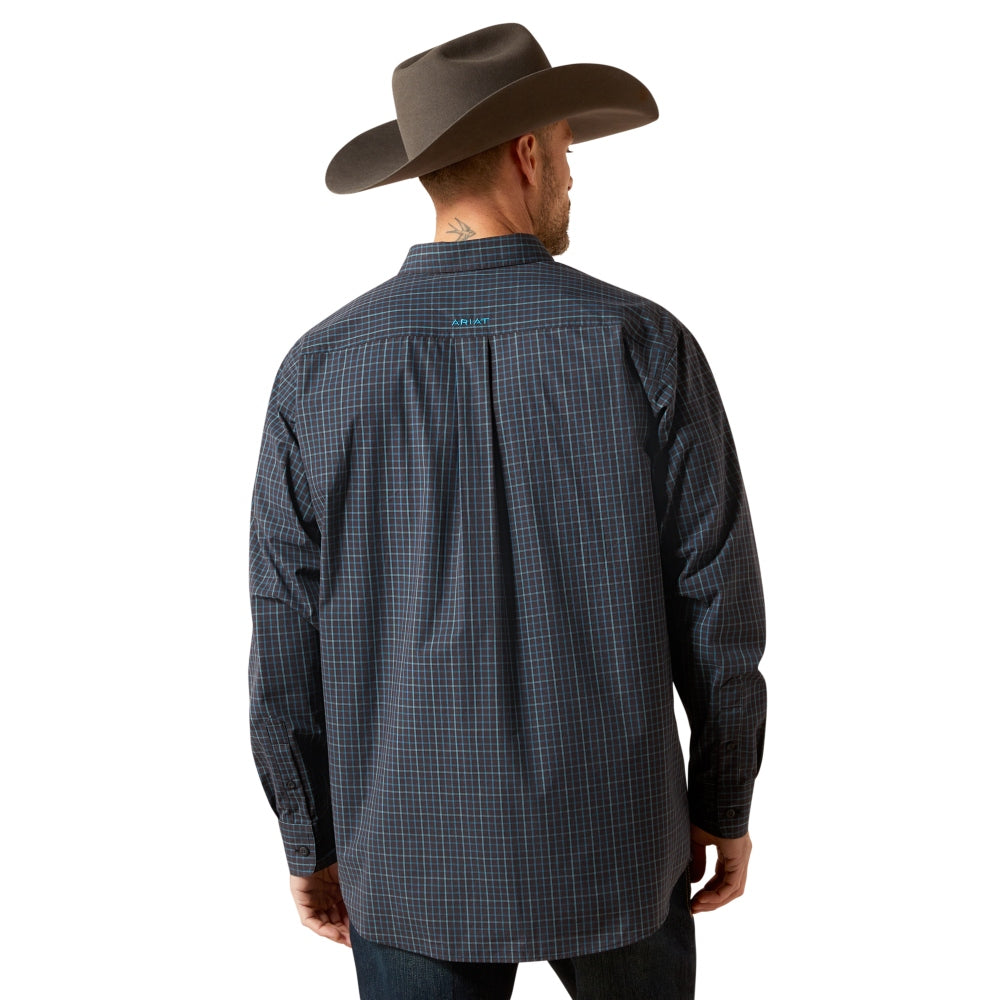 10065774 Ariat Men's Pro Series Toshi Classic Fit Long Sleeve Button D ...